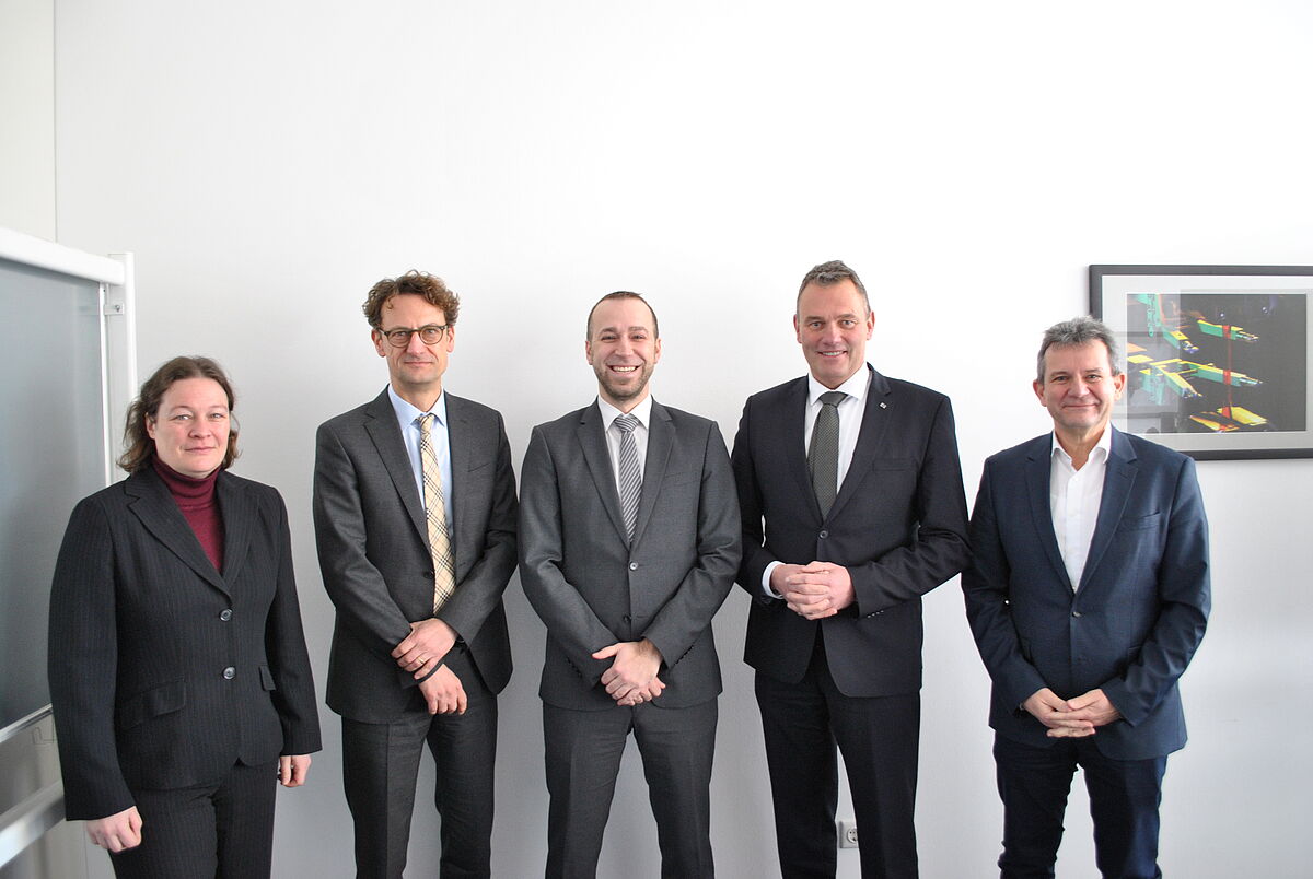 Michael Kröker verteidigt erfolgreich seine Promotion | Fakultät für ...